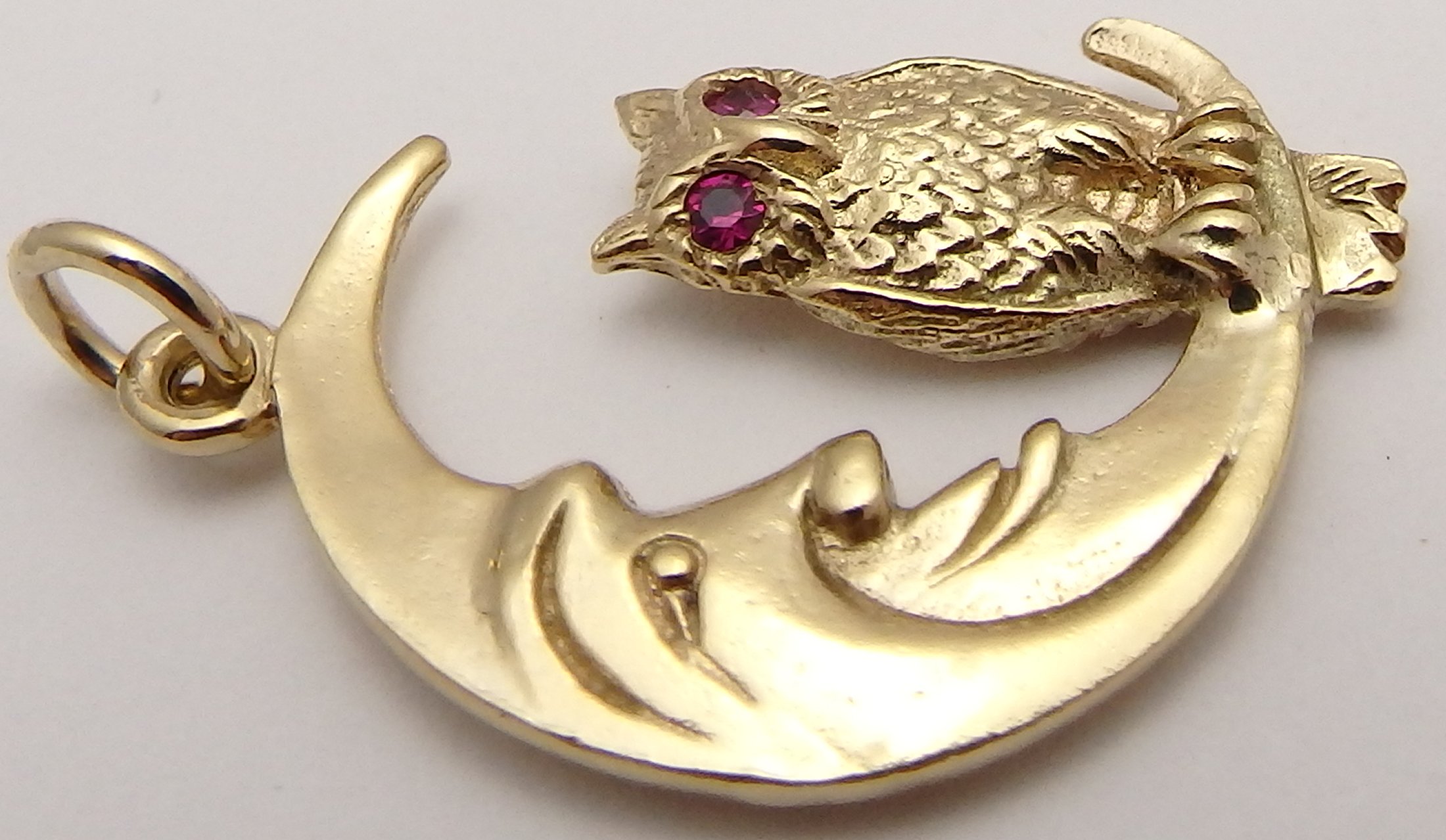 Vintage 9 carat yellow gold, Ruby set Owl, on a Man in the Moon pendant ...